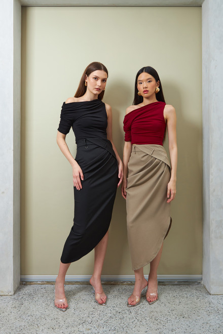 Claude Official - Tops - CLAUDE